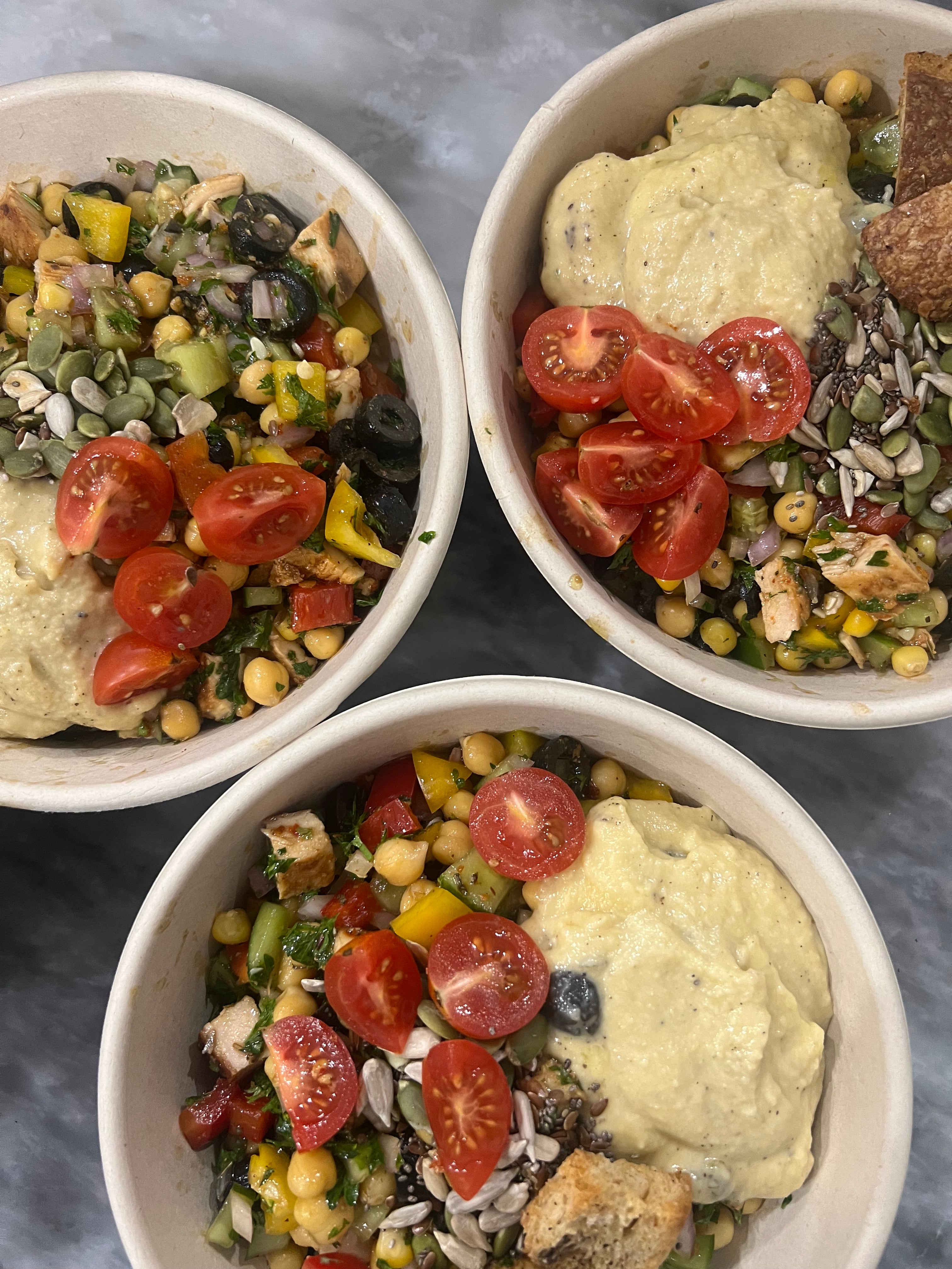 Greek Hummus Salad – Xpress